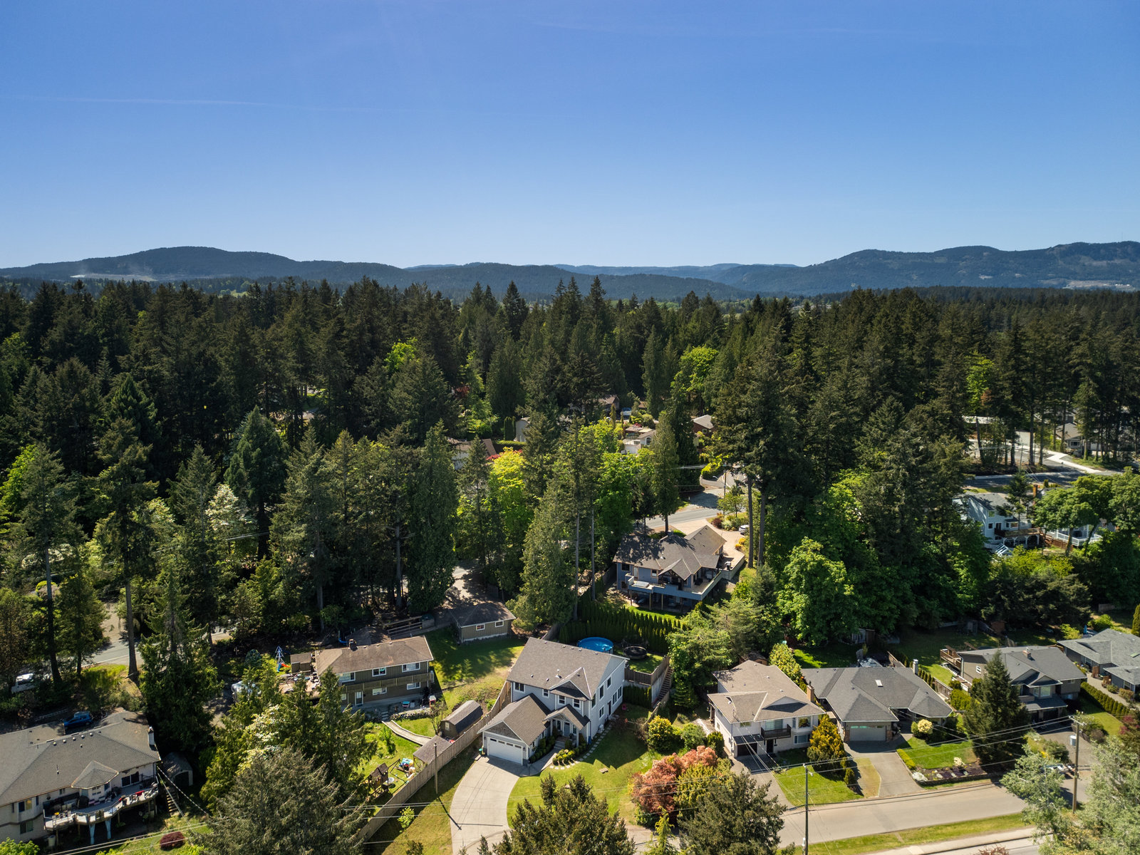 7402 East Saanich - Chace Whitson